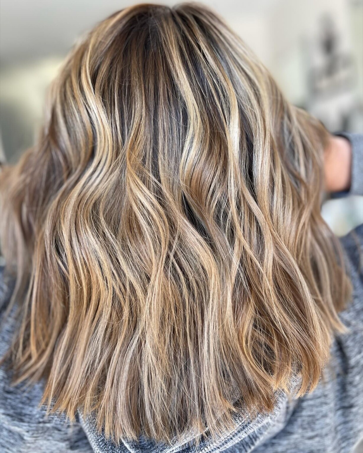 Get Inspired: Root Smudge and Color Melt Formulas with New 5D Shades ...